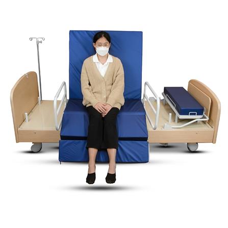 เตียงผู้ป่วยไฟฟ้า REALMED A-037 4 ไกร์ พร้อมฟูกที่นอน 4 ตอน